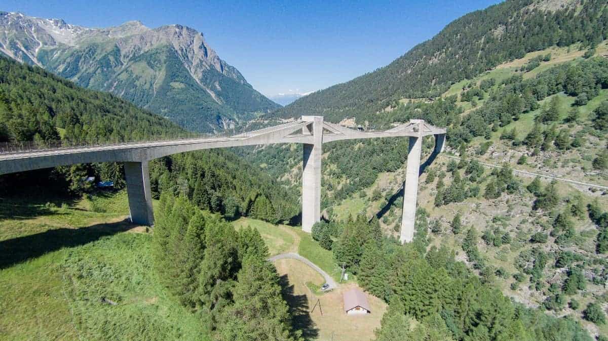 The spectacular Ganter Bridge on the Simplon Pass - Stockalperweg